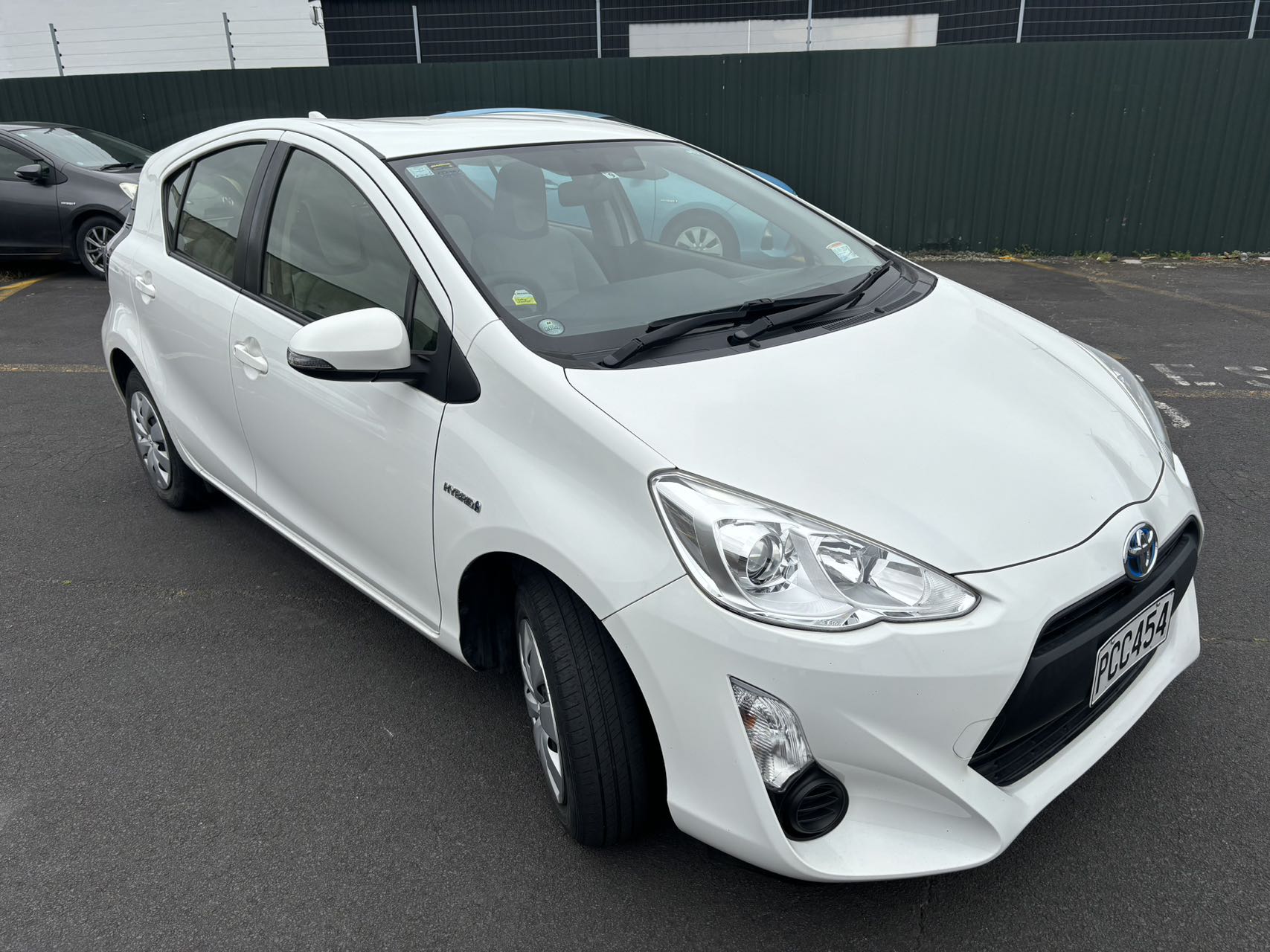 Toyota Aqua 2016 - Lease2Go